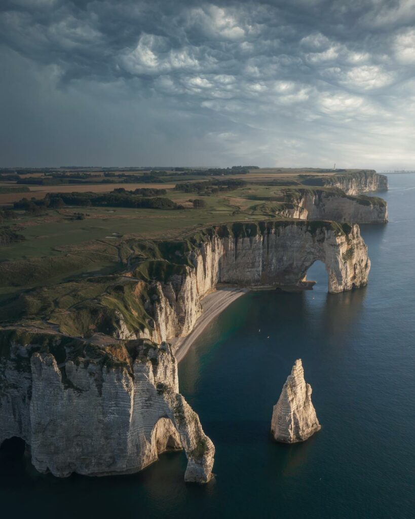 Transform Photos with 34 Stunning Moody Sky Overlays in Photoshop ...